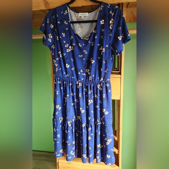 Gilli | Dresses | Blue Floral Fit And Flare Dress | Poshmark